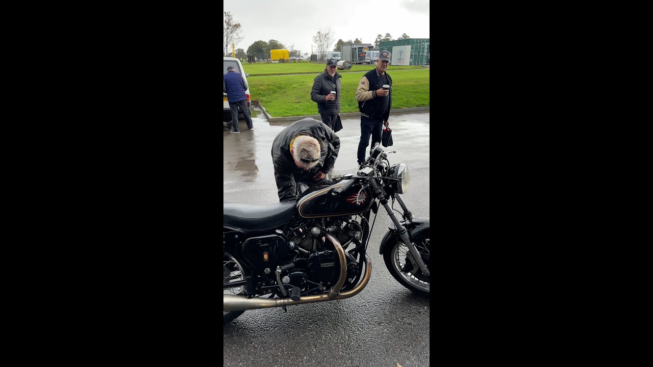 1110cc Vincent Black Shadow engine - BSA A10 frame - start-up & run ...