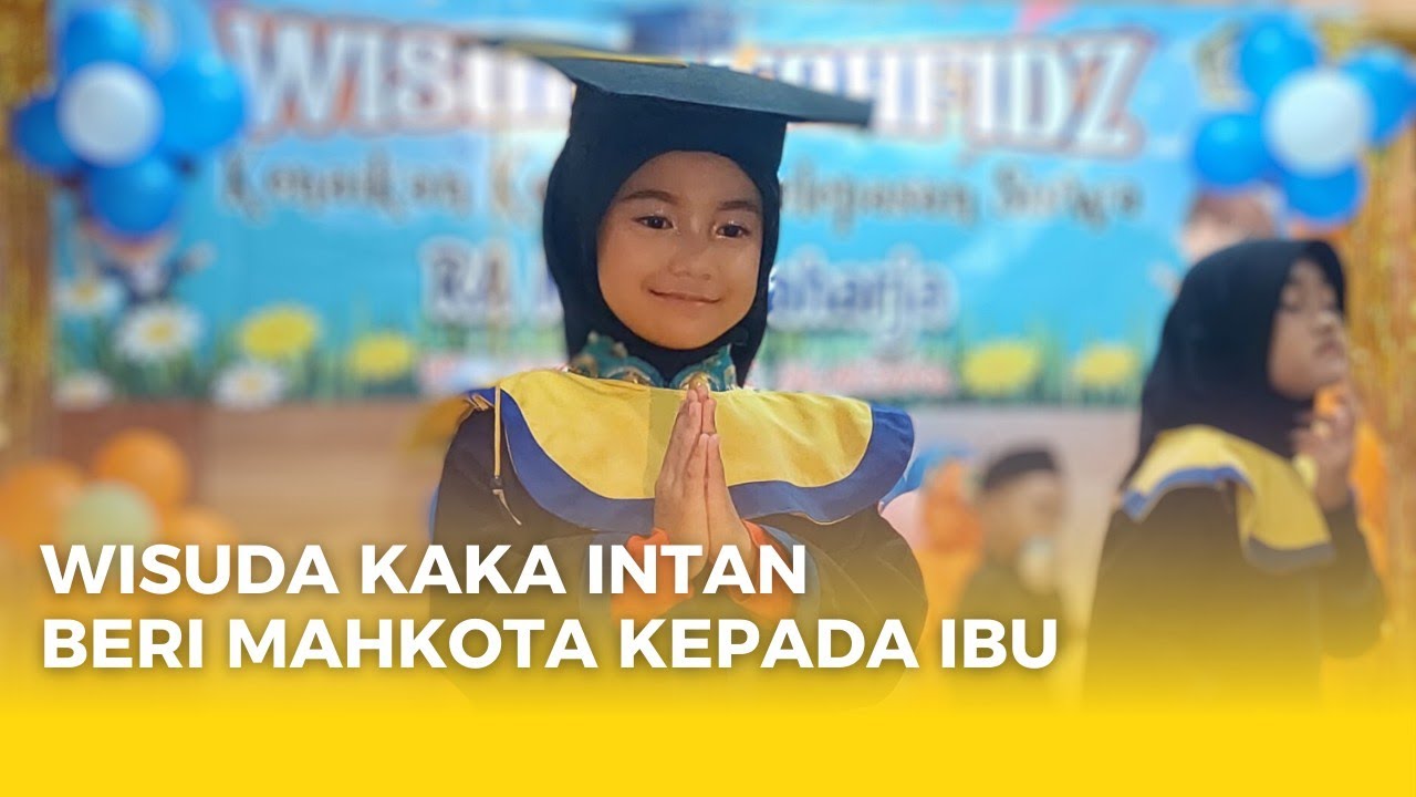 Intan memberikan Mahkota ke Ibu pada saat Wisuda #wisuda2024 # ...