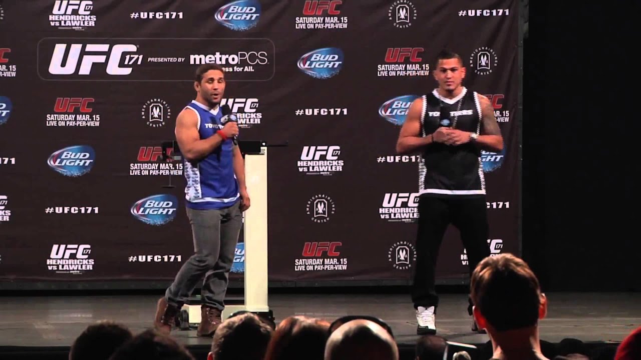 Anthony Pettis and Chad Mendes talks Cris "Cyborg" Justino vs Ronda ...