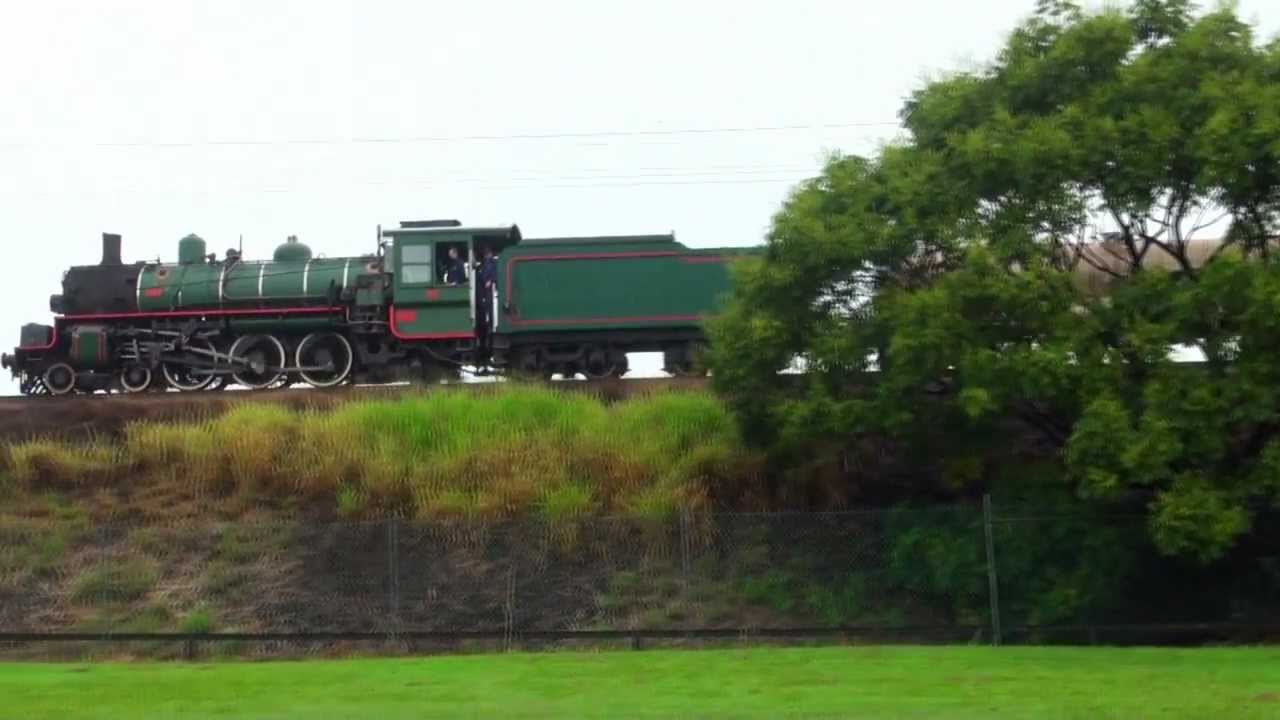 BB18 ¼ 1089 - Steam Train Sunday - March 2013 - Pinkenba Branch - YouTube