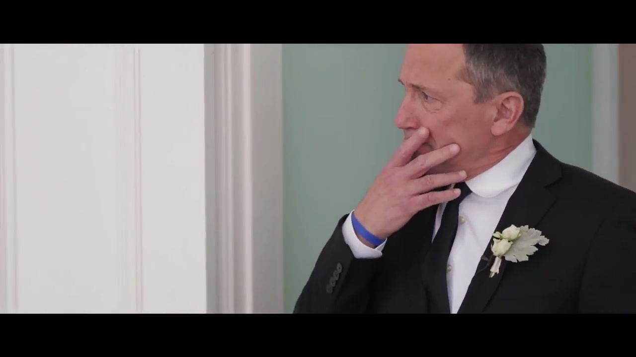 Emotional Father Sees His Daughter In Wedding Dress For The First Time