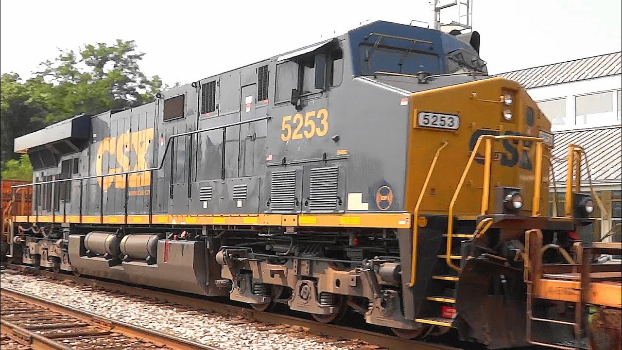 New CSX "Website Logo" Paint on GE ES40DC in Dorsey - YouTube