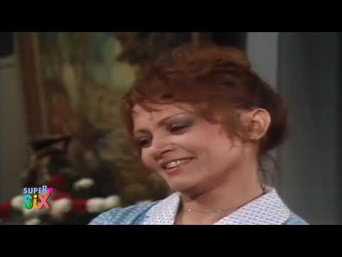 Povera Clara (Pobre Clara) telenov Maria la cameriera rivela a Mercedes che Beto è figlio di Roberto