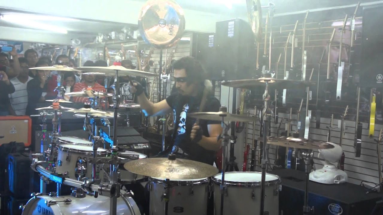 Elohim Corona en Faly Music - YouTube