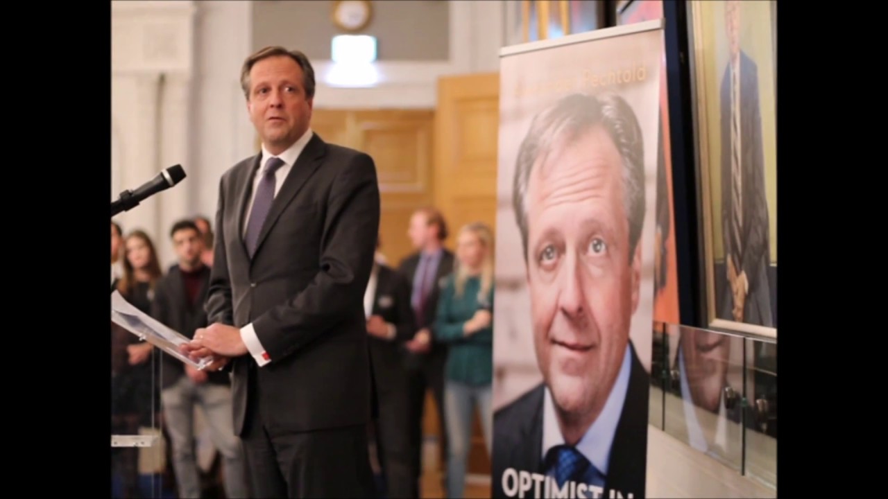 Alexander Pechtold over zijn boek 'Optimist in de politiek' - YouTube