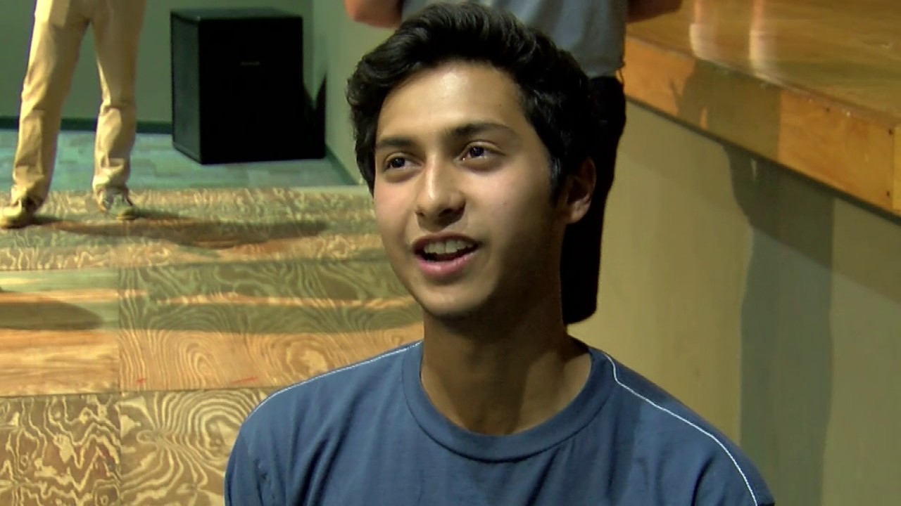 4 Fort Myers student-athletes sign college letters - Vincent Tovar Dias ...