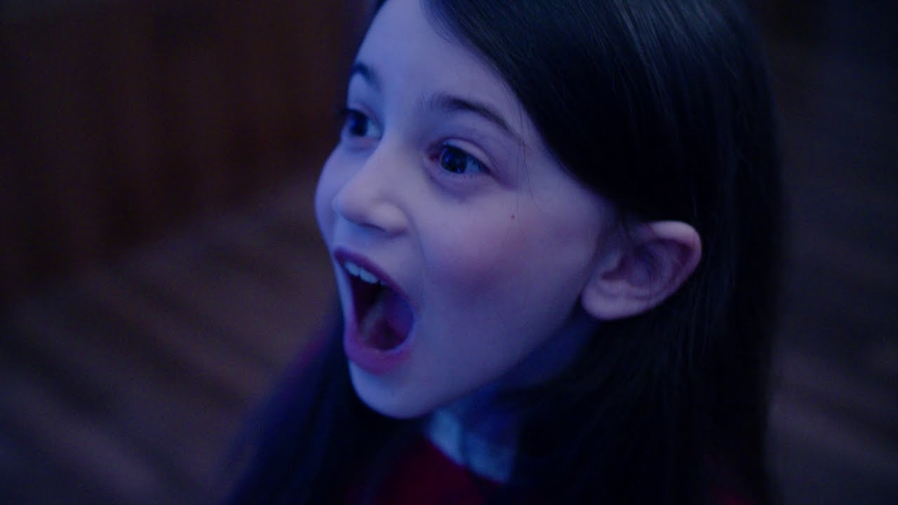 Vampire Santa - YouTube