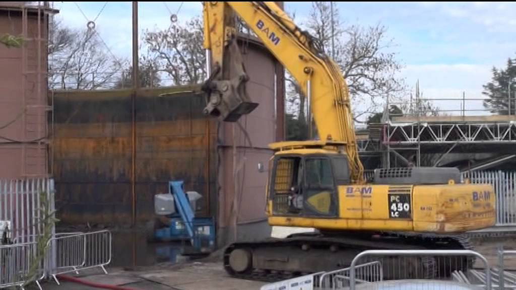 Gas Holder Demolition 2013 - 14 - YouTube