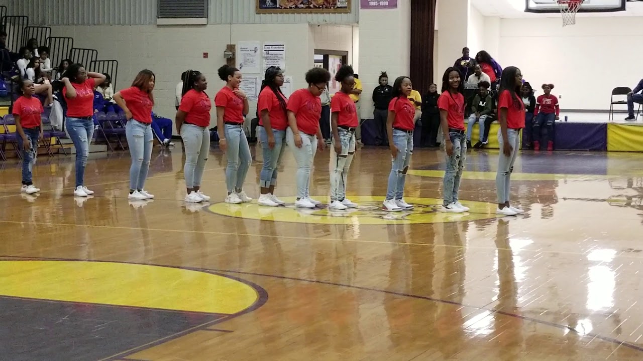 Phi Delta Delta Step Team - YouTube