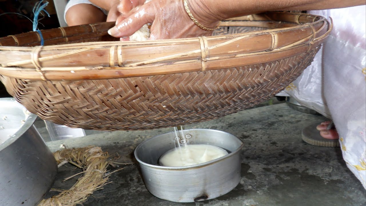Preparing rice wine - YouTube