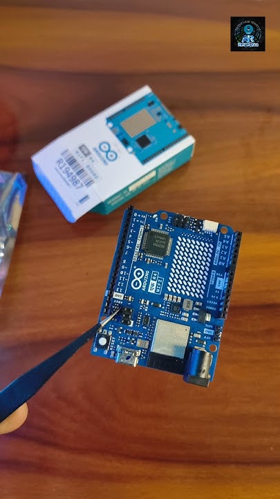 Arduino R4 WiFi ESP 32 Board | Arduino एक R4 #arduino #esp32 #arduinoproject #madeinindia - YouTube