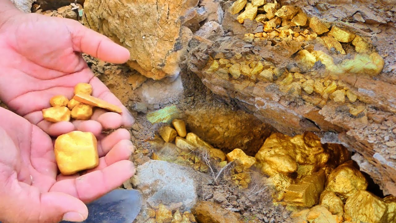 That's great mining gold.! GOLD MINING -digging under stone mountain ...
