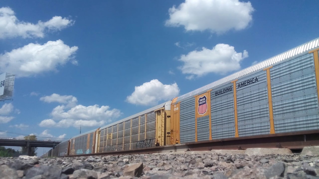 !!HORN SHOW!! "AMXRO con las !!Fxe 4818 y 4079!! saliendo por la via Irapuato Oriente rumbo ...