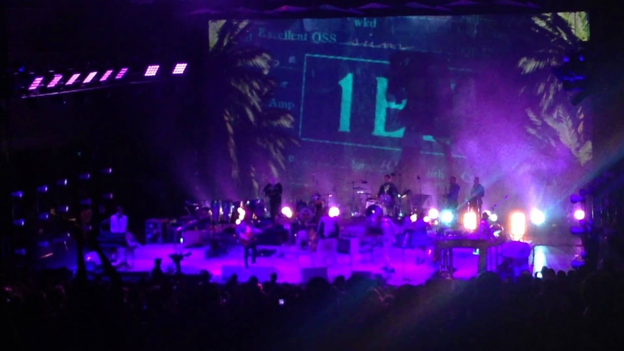 Arcade Fire - "We Used to Wait" (Part 2) - Shoreline Amphitheater 2014 ...
