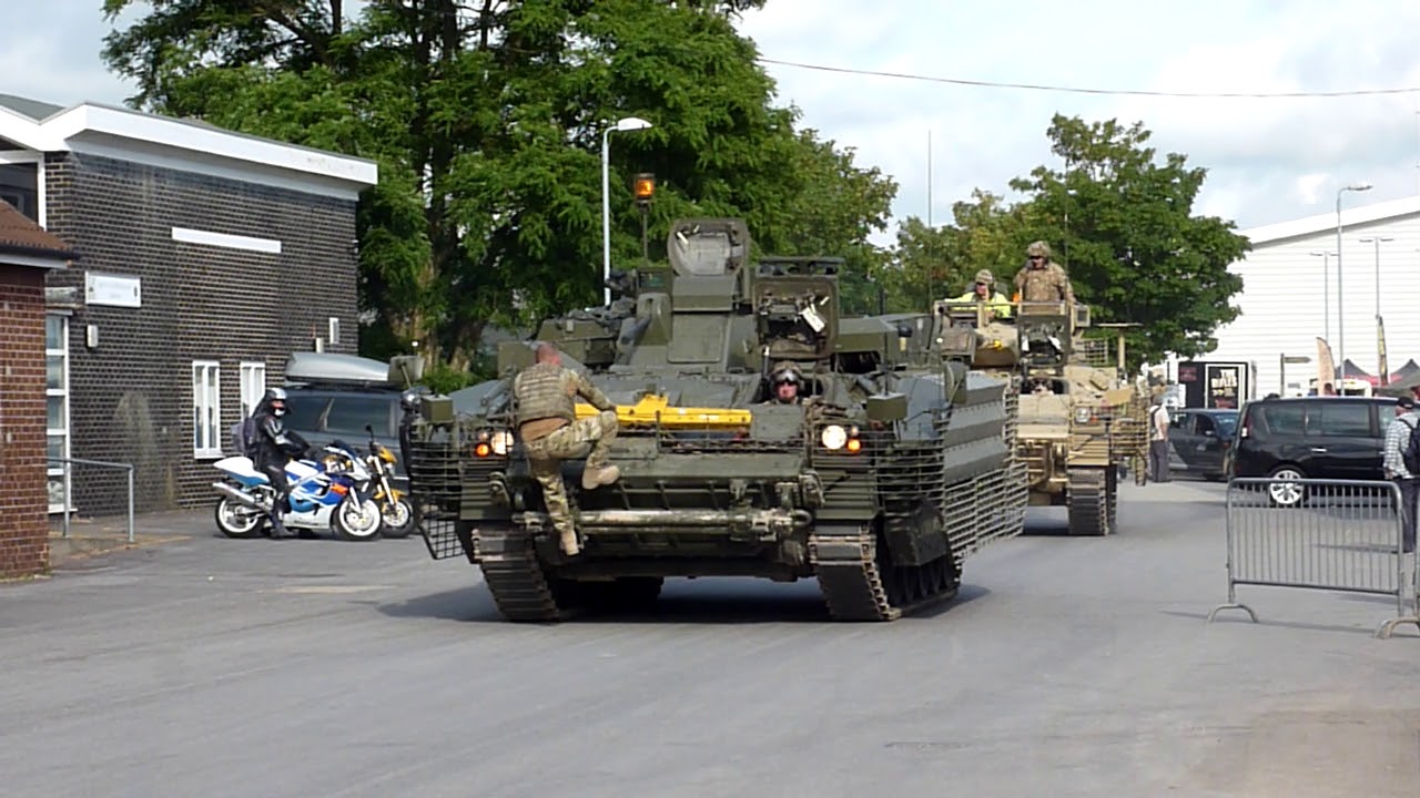 British Army Convoy, Bovington Tank Museum - YouTube