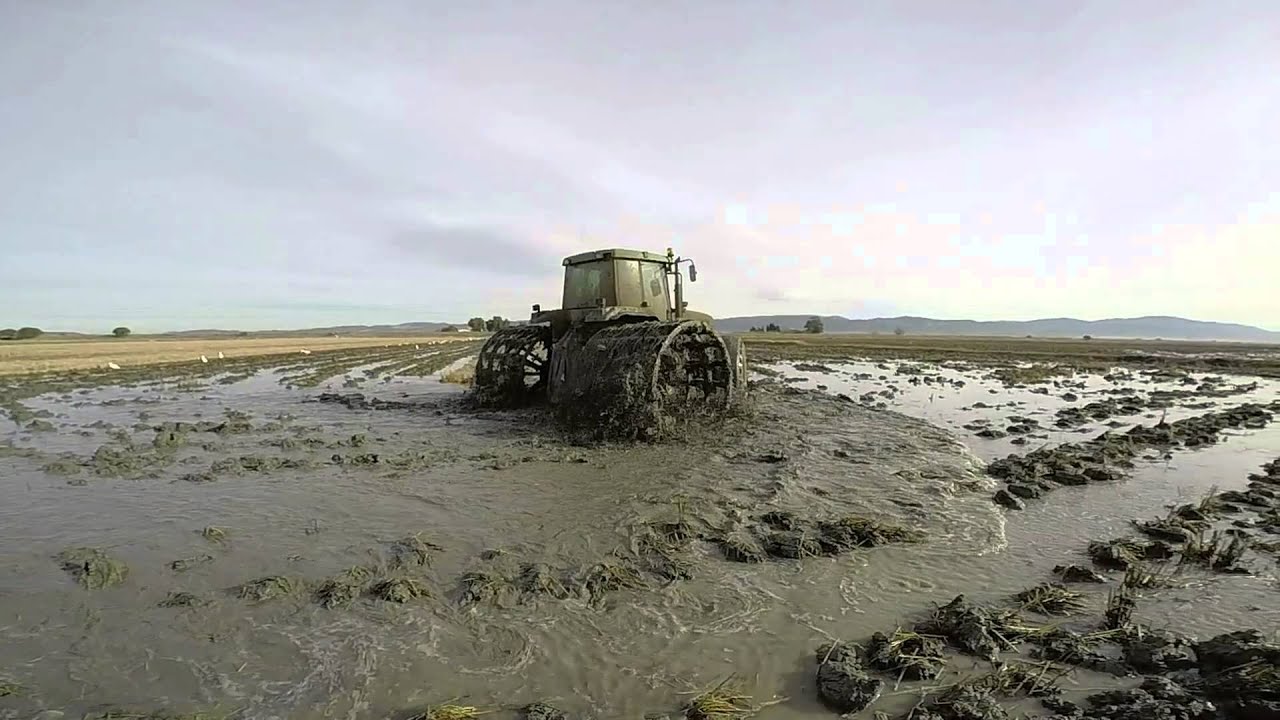 tractor fangueando camara lenta - YouTube