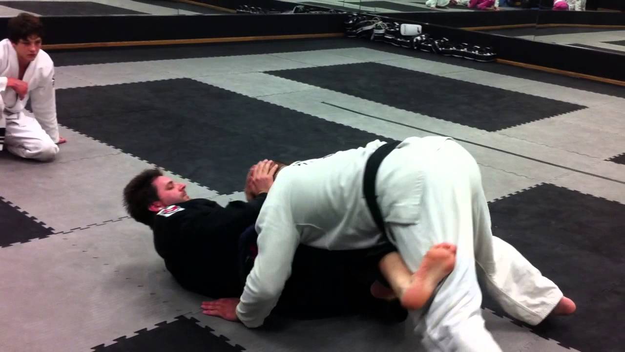 passing the head push - YouTube