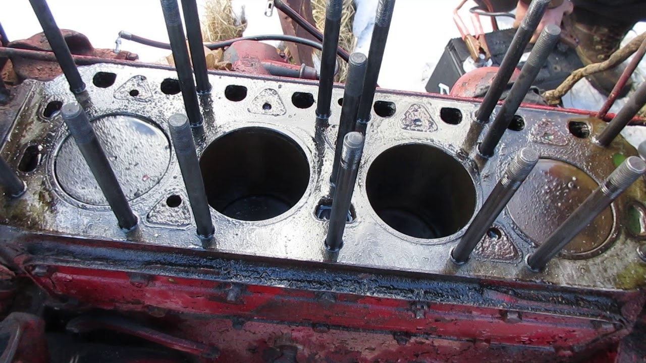Unseizing the 1950 Farmall engine - YouTube