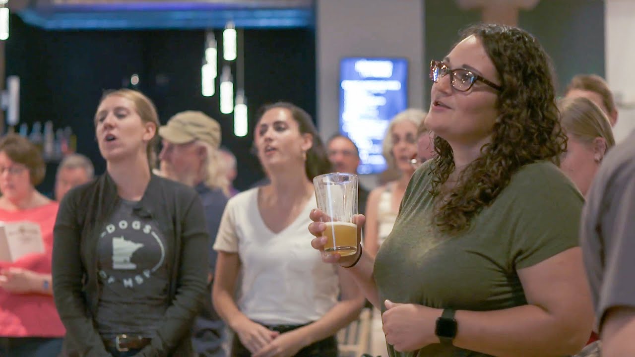 Get Drunk and Sing Together: Minnesota's Beer Choir - YouTube