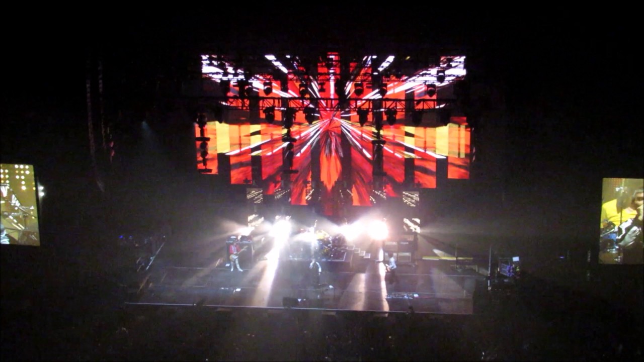 The Stone Roses @ Leeds Arena - YouTube