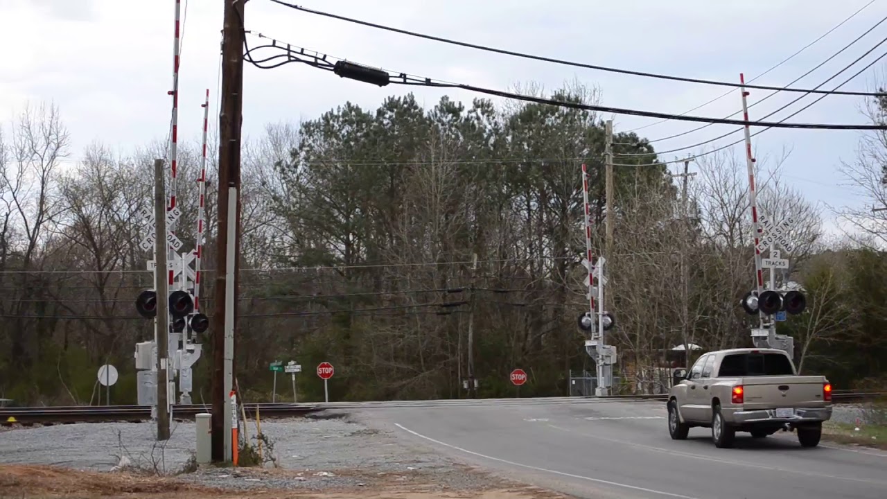 staggered gates - YouTube