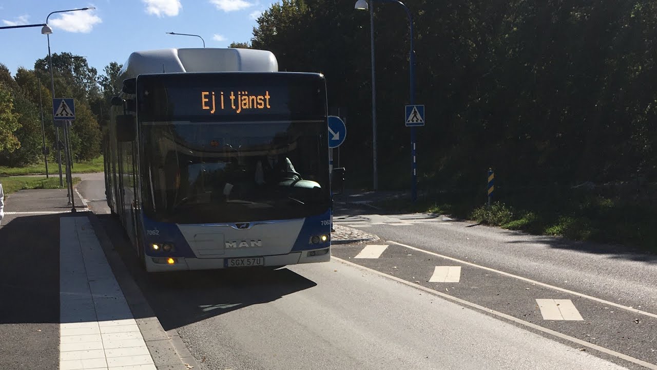 Linje 2 från Brickebacken centrum till Universitetsplatsen - YouTube