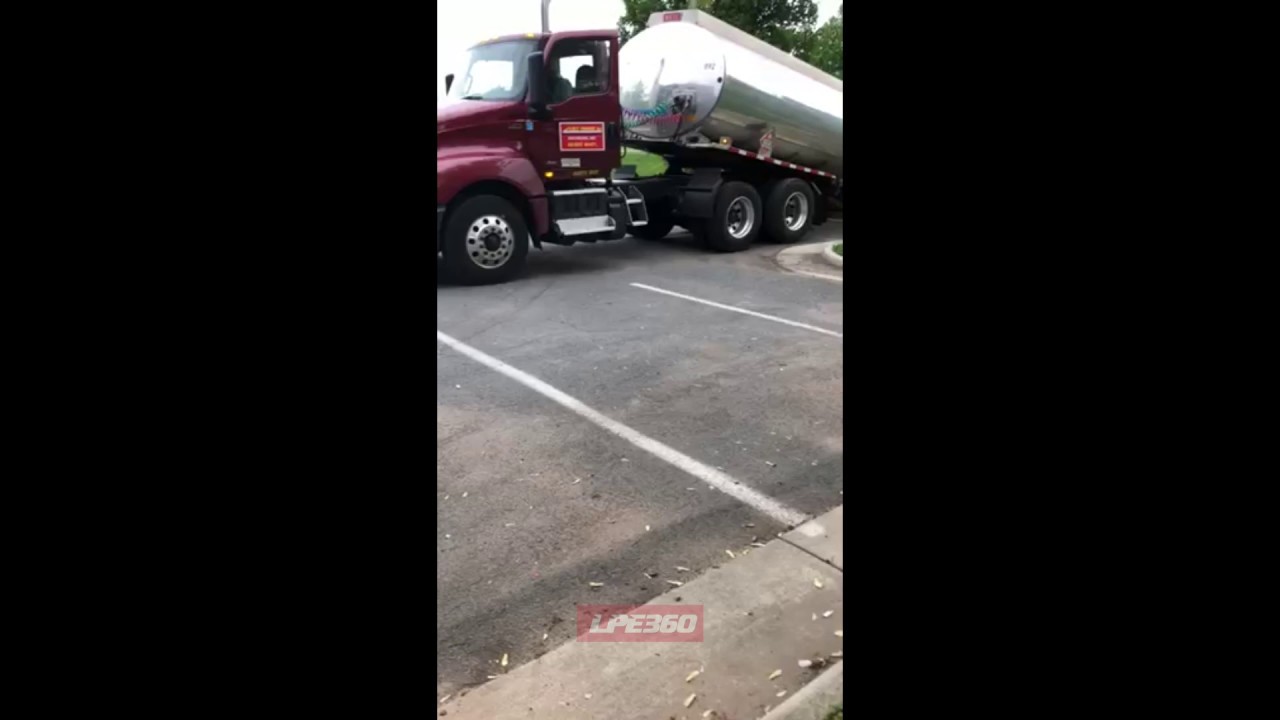 Tanker Truck fail - YouTube