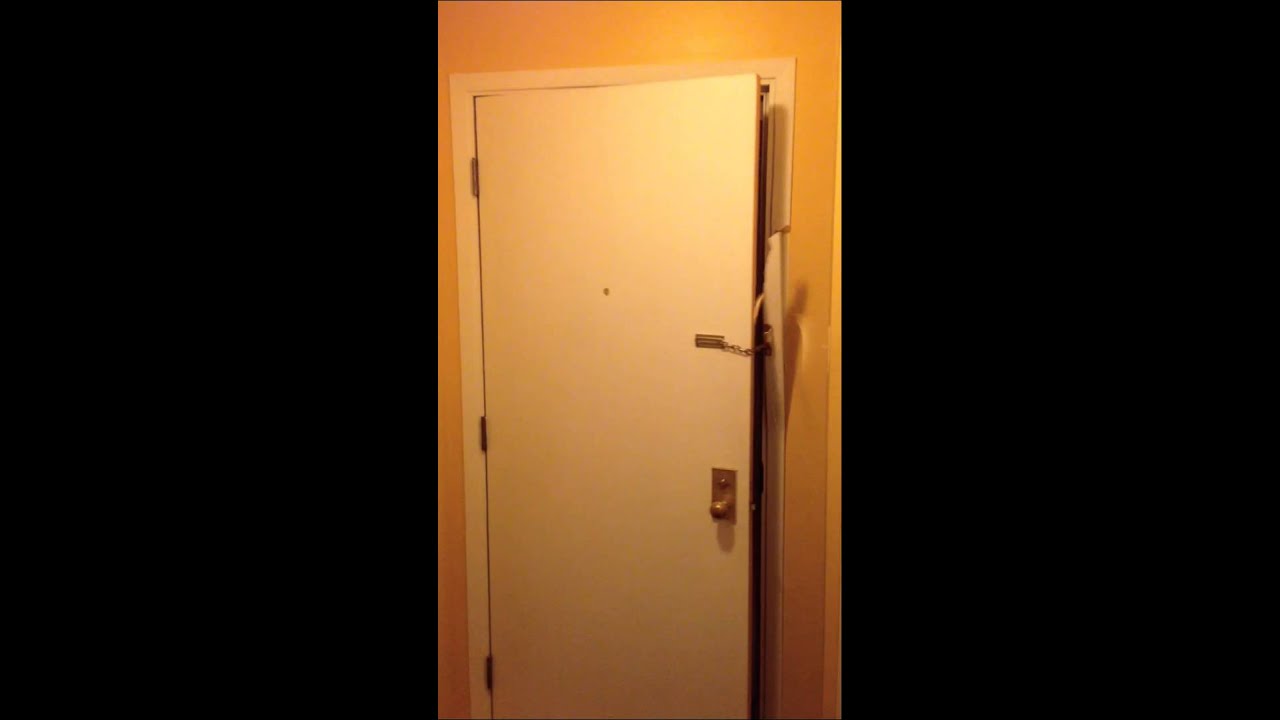 Unbreakable door security device - YouTube