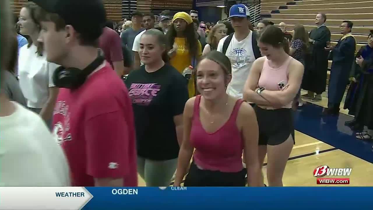 Washburn University welcomes new students at 2023 Convocation - YouTube
