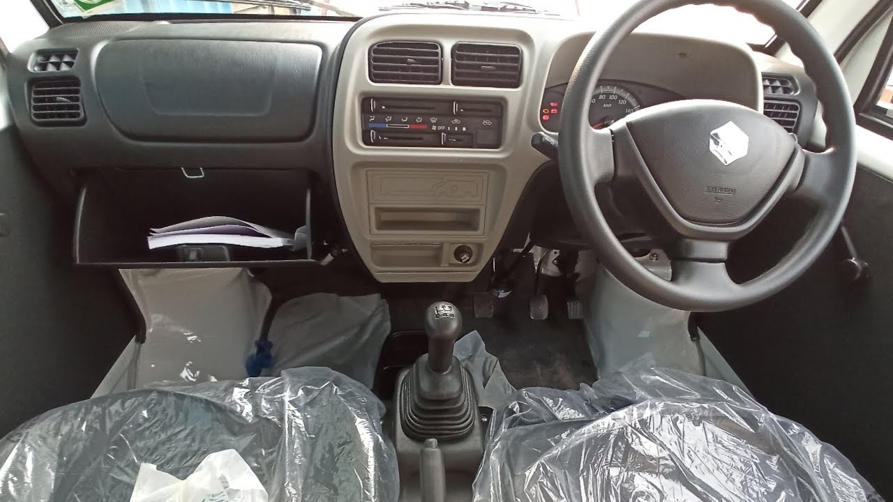 Maruti Suzuki Eeco Interior