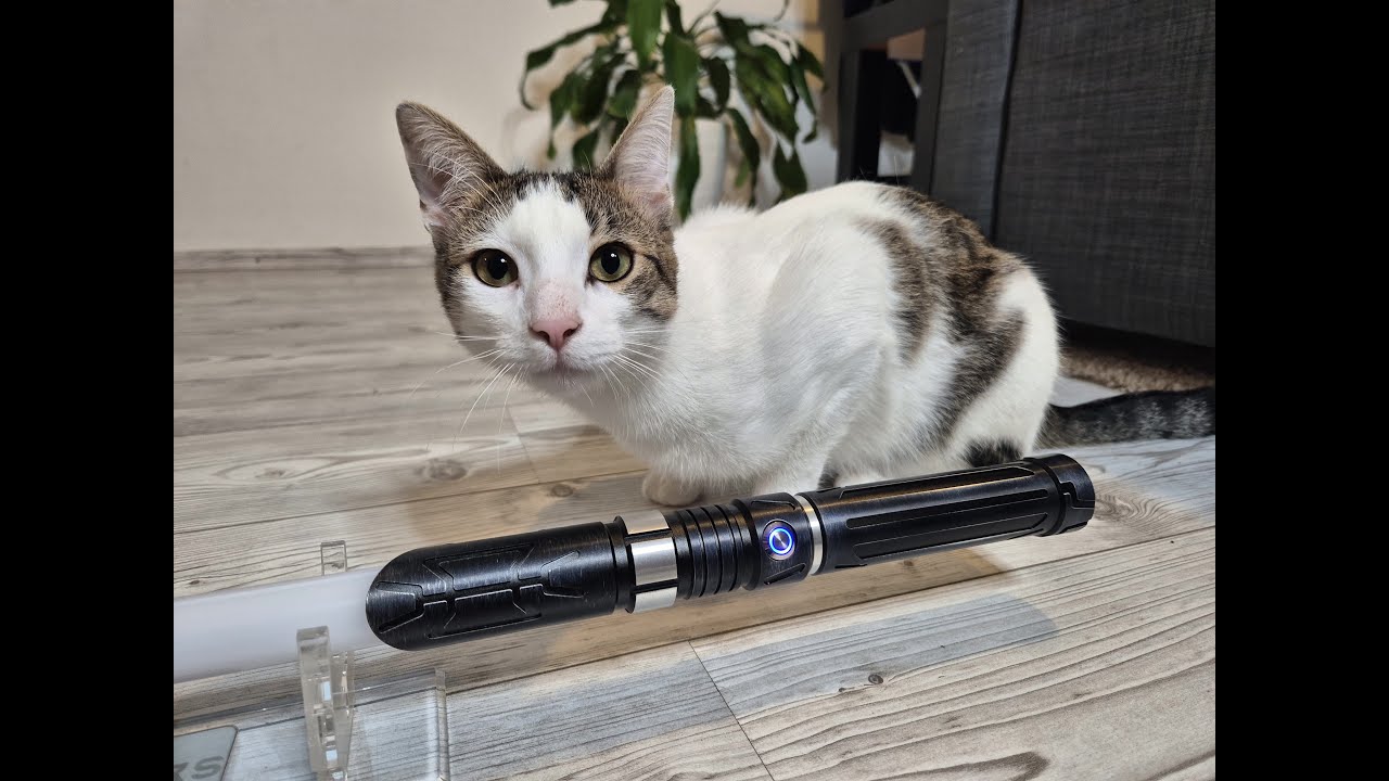 NSabers "Halo" Neopixel Lightsaber — Unboxing and Preview - YouTube