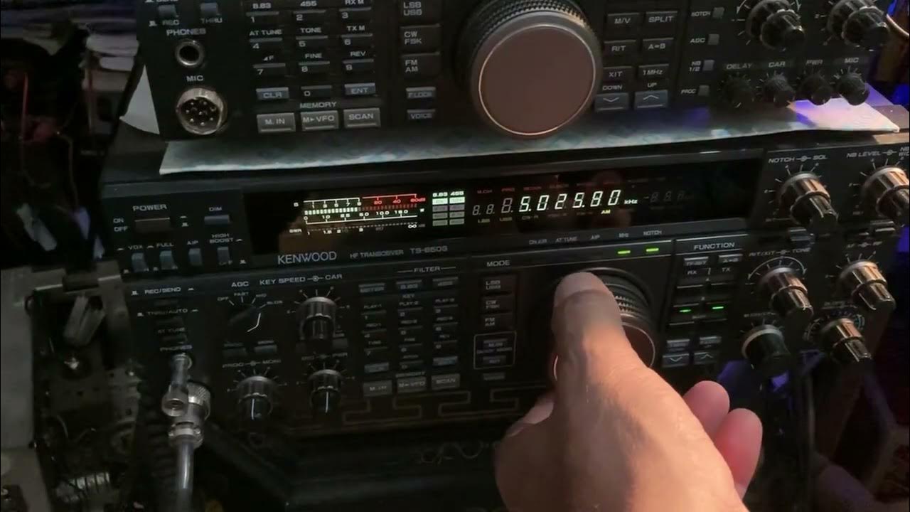 Band scan shortwave radio 📻 bad band conditions 👎 - YouTube
