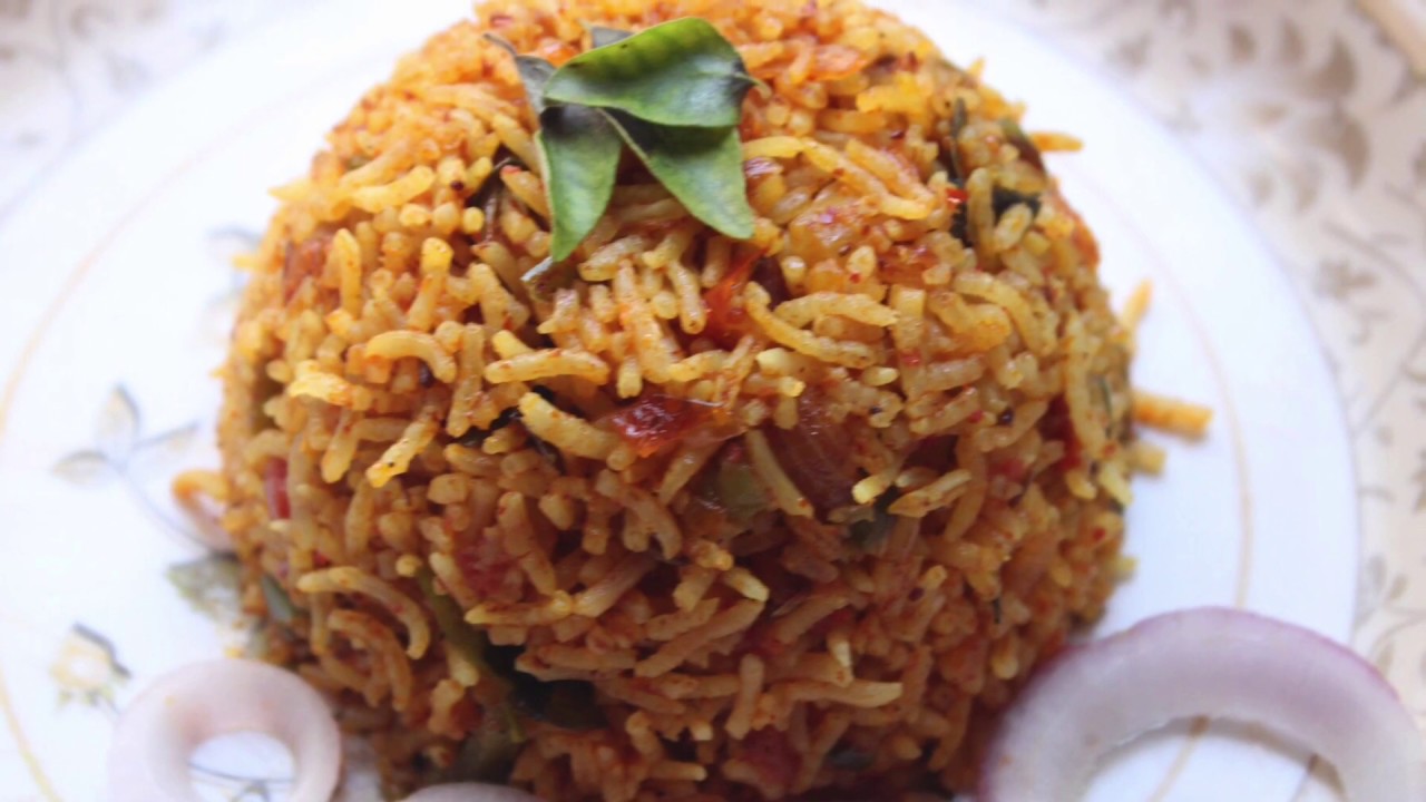 Tawa Pulao | तवा पुलाव | Mumbai Street style Tawa Pulav | - YouTube