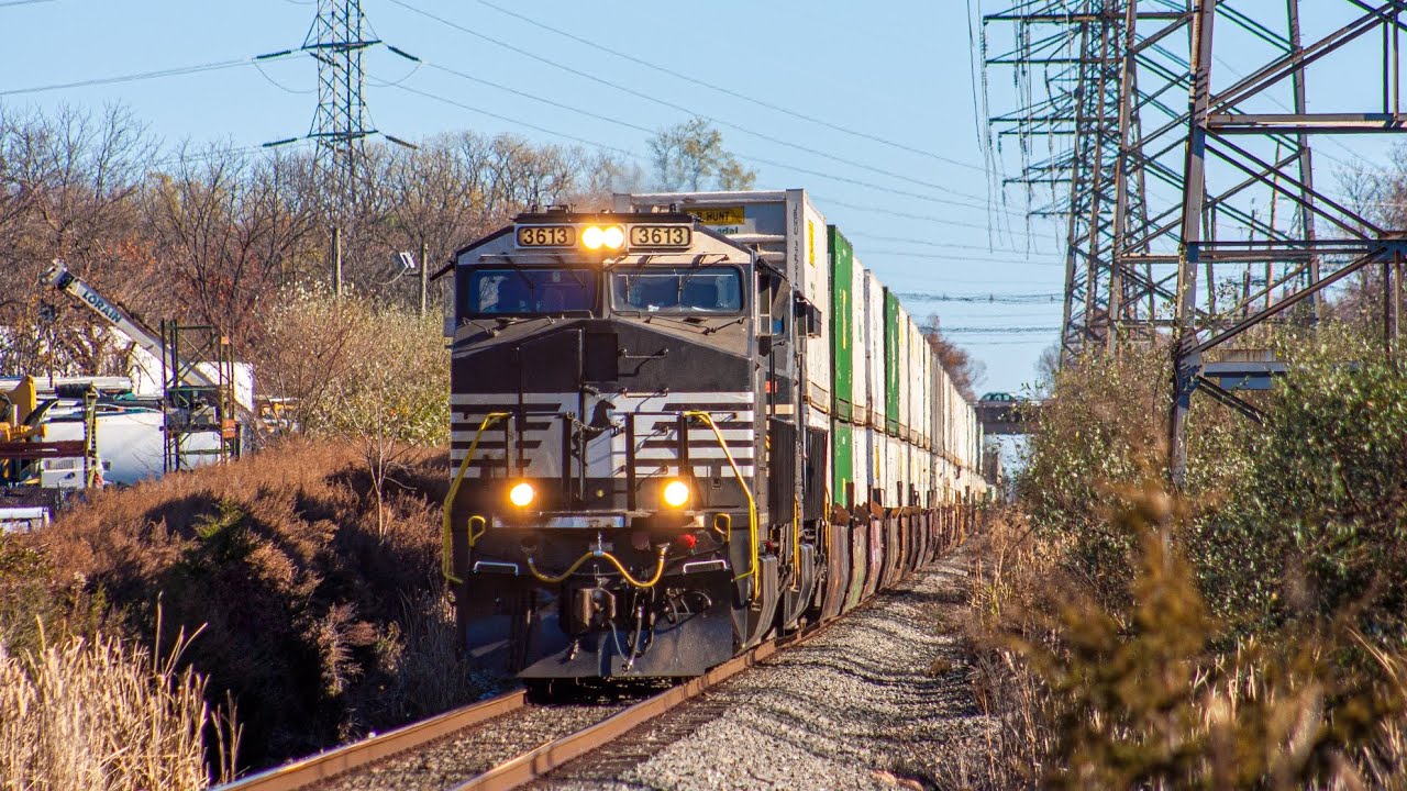 2 NS Reroutes Along Conrail's Port Reading Secondary Wth/ Friendly ...
