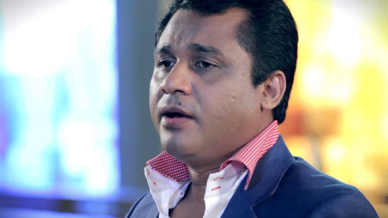 Arikil Video Album EDAYAMAZHA - YouTube