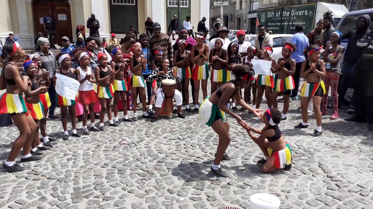 Salsa dance africa - YouTube