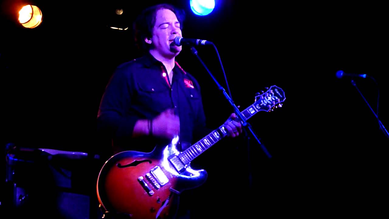 Jon Auer (The Posies) - Lady Sweet (Big Star) @ dB's (1/7) - YouTube
