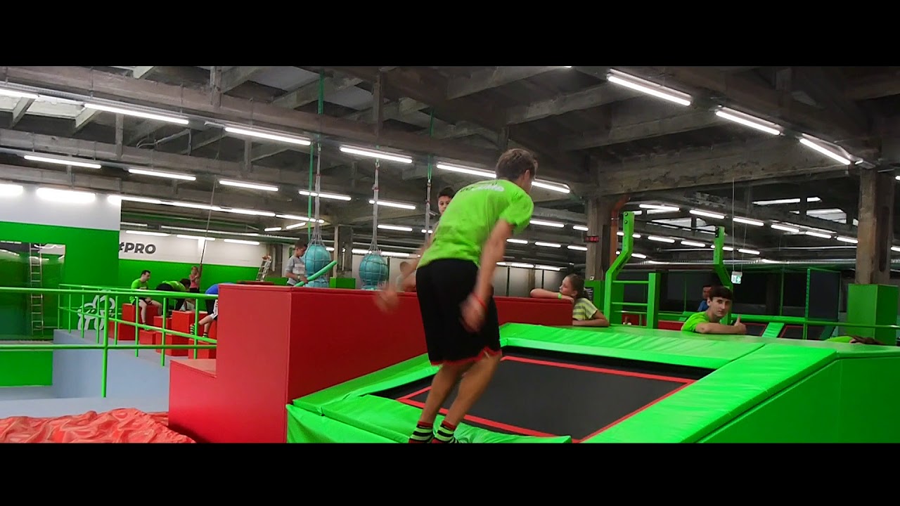 GOjump Bielsko zaraża pozytywną energią! Poznaj Trenerów - YouTube