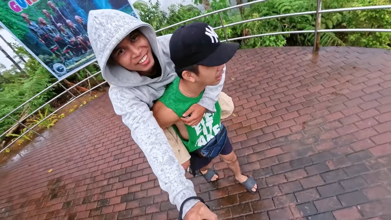 How to Lift and Carry a Person to Safety | Guiban Falls Conception Mis Occ - YouTube