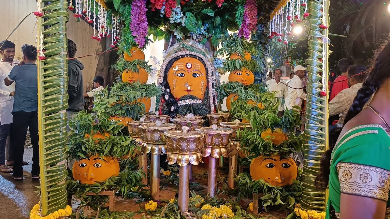 New Bhoiguda bonal Danny bhai uppalamma temple Sagar bonal - YouTube