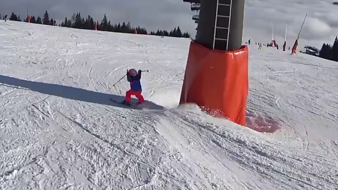 Little Girl Crashes And Falls While Skiing Down A Hill - YouTube