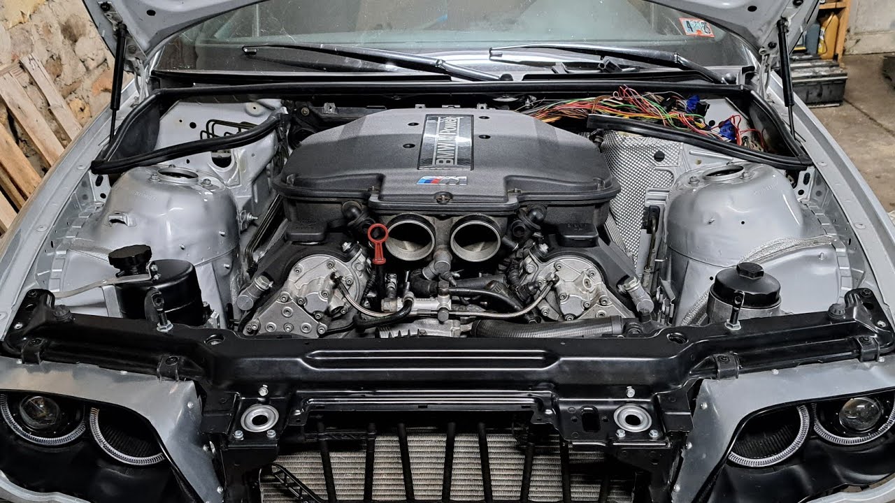 BMW E46 S62 V8 Swap - First Start Attempt - YouTube