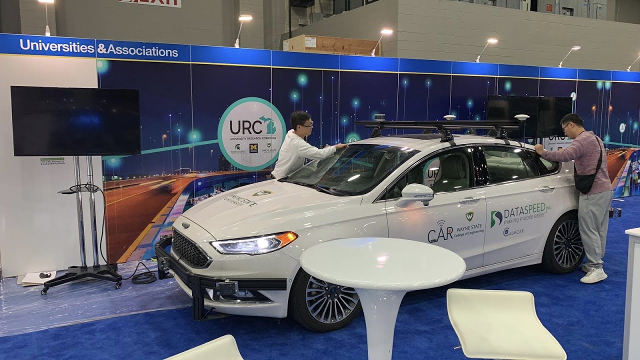 CAR lab at AutoShow 2022 - YouTube