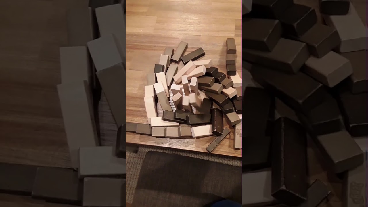 Circle Domino Jenga Effect - YouTube