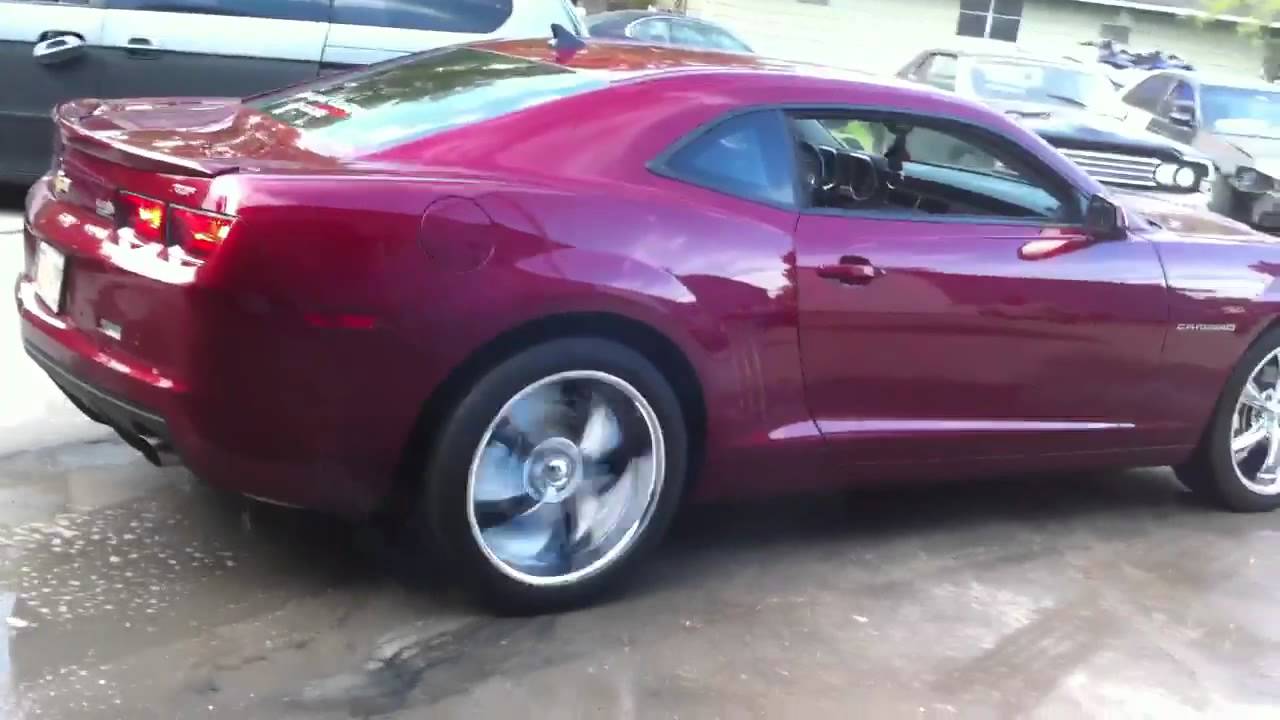 Camaro Rs burn out - YouTube