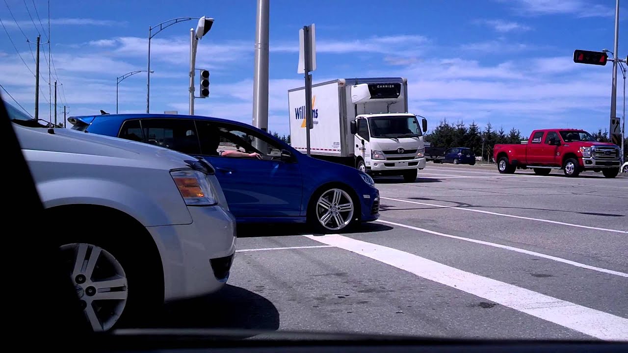 Blue Volkswagen Golf R32 MK6 turbo - YouTube