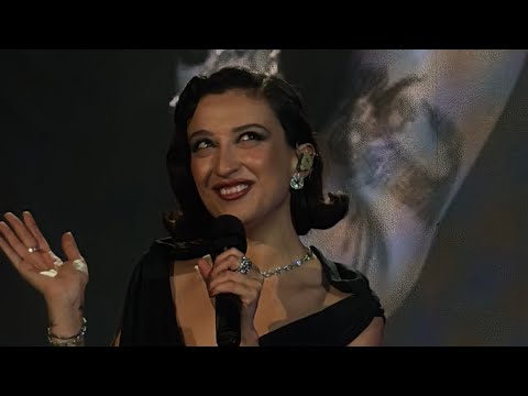 Melike Şahin - İfşa (Live @Bostancı Gösteri Merkezi)