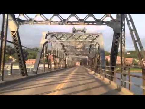 Stillwater, MN Historic Drawbridge drive over highway 36 64 - YouTube