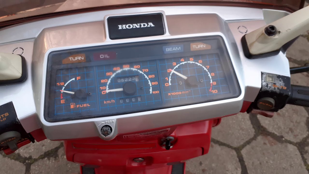 Honda Lead - YouTube