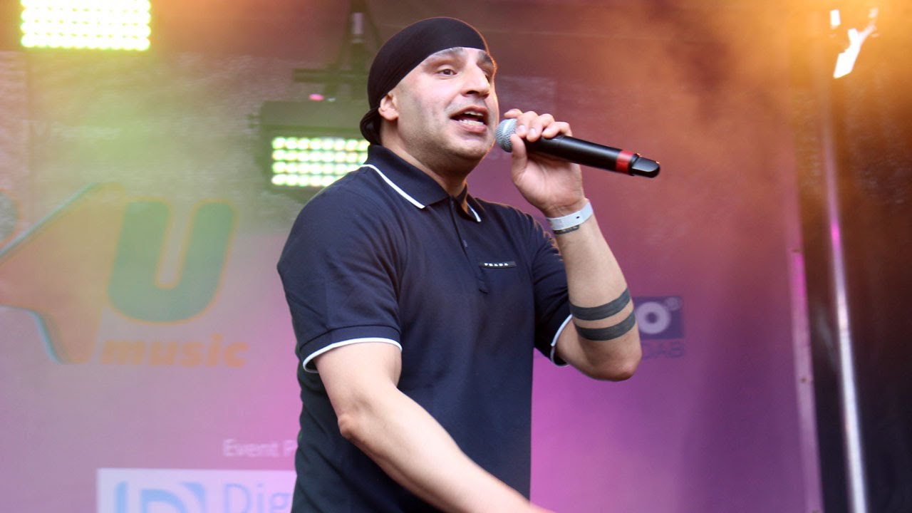Gubi Sandu | Desi Fest Luton 2024 - YouTube